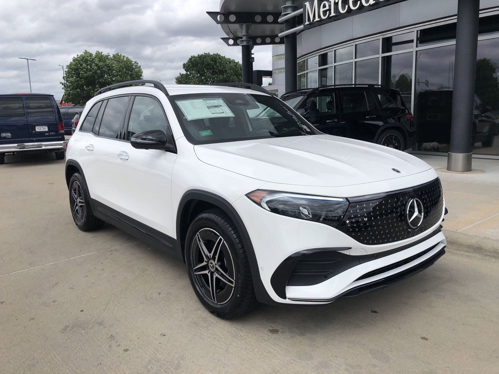New 2024 Mercedes-Benz EQB EQB 300 SUV in Omaha #M092745 | Mercedes ...