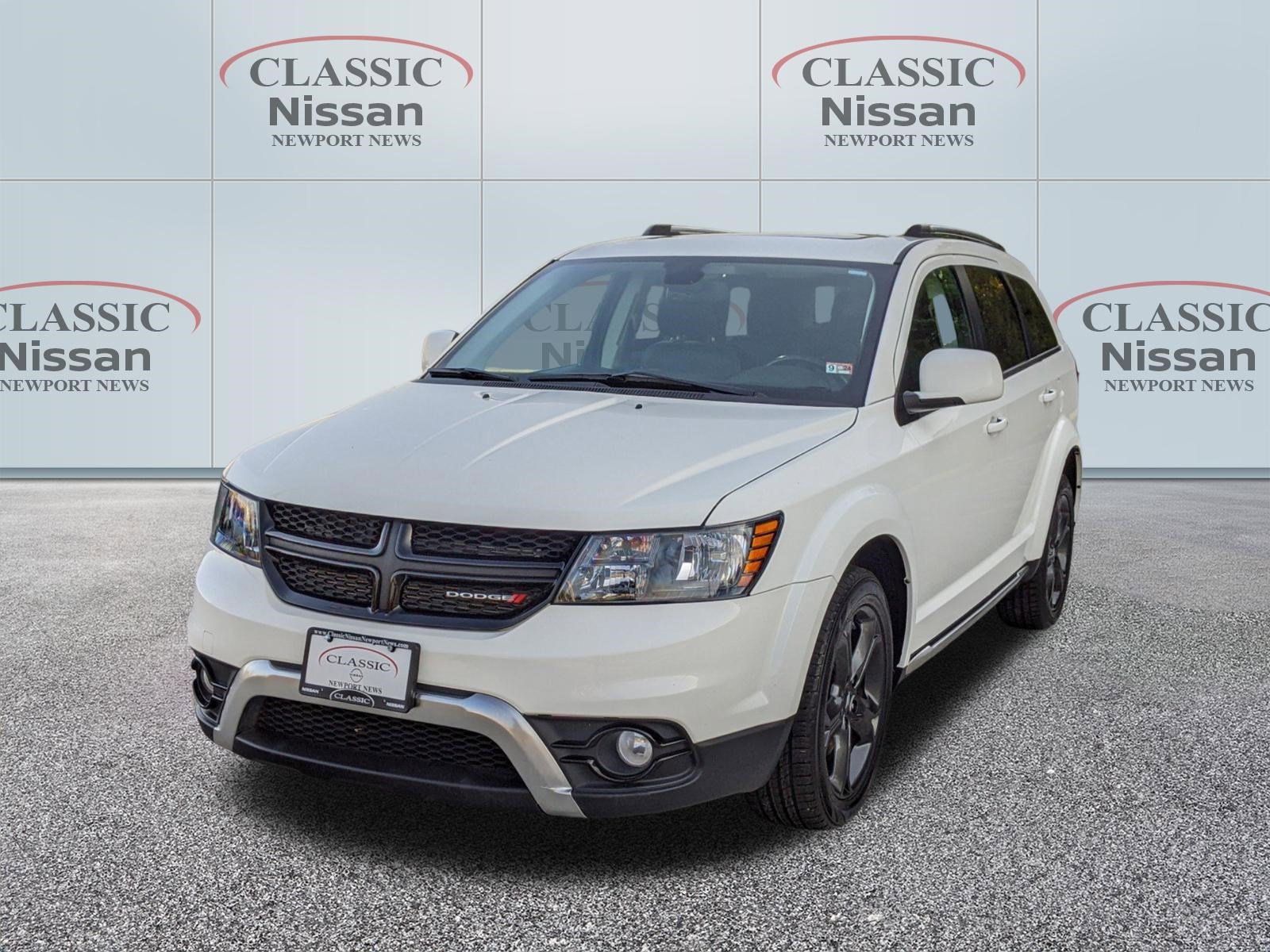 2022 Dodge Journey Crossroad Black