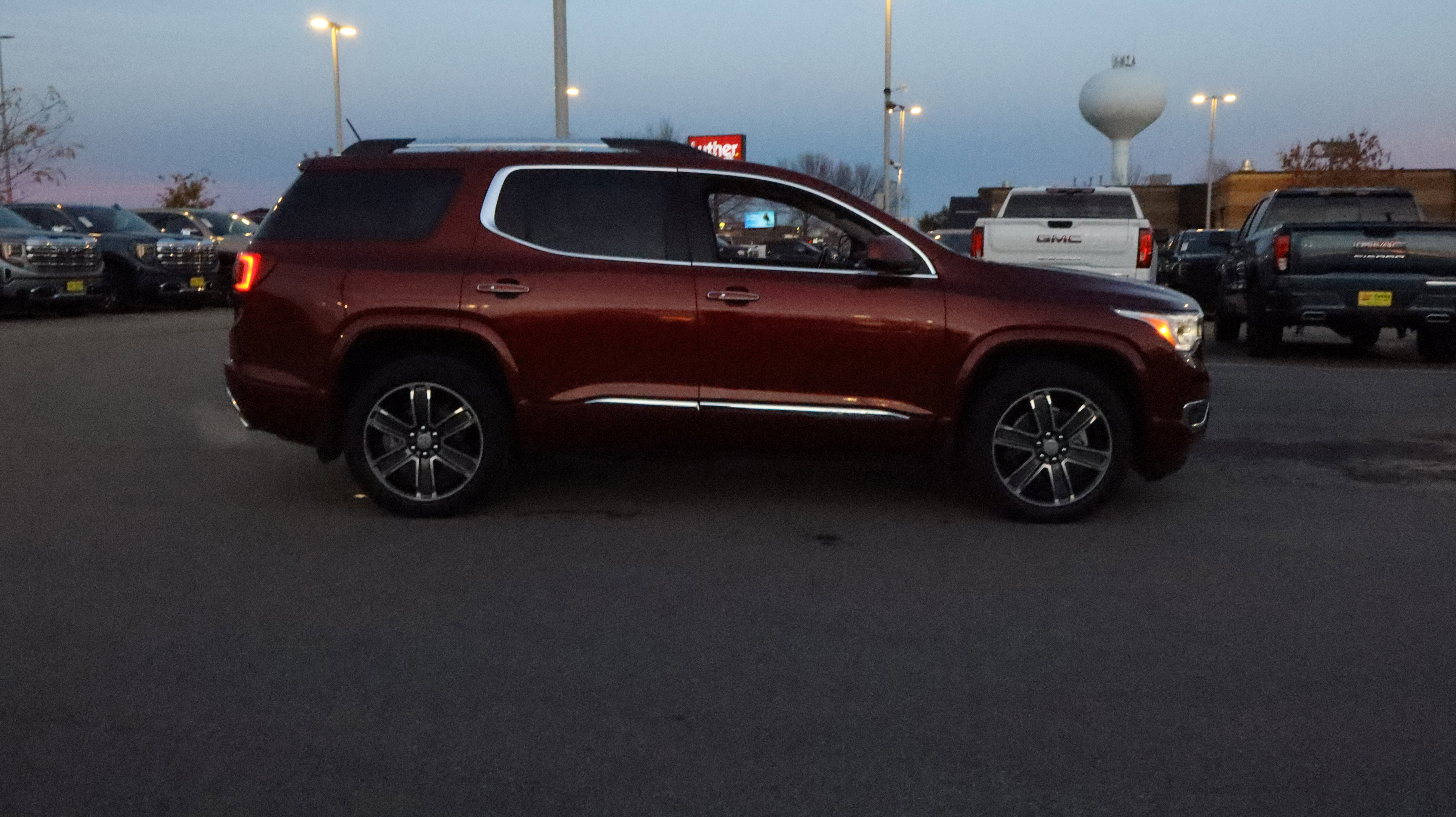 Pre-Owned 2019 GMC Acadia Denali SUV in Fargo #W40165 | Luther Family ...