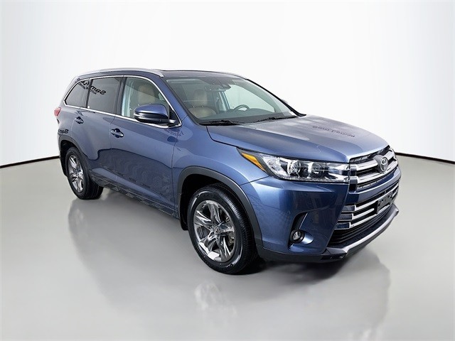 Pre-Owned 2019 Toyota Highlander Limited Platinum 4D Sport Utility in ...