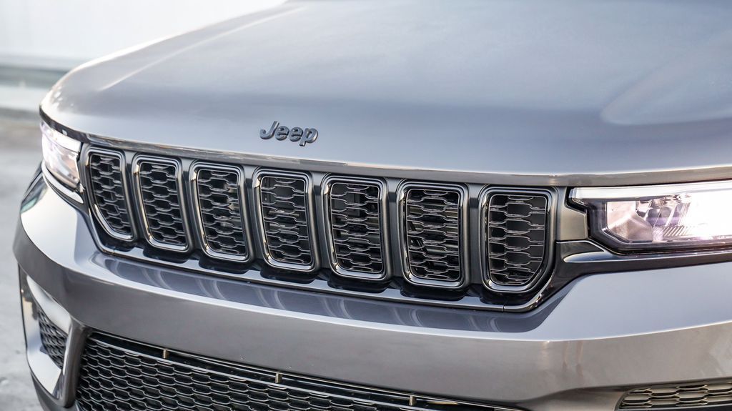 New 2025 Jeep Grand Cherokee Altitude 4D Sport Utility in Claremont # ...