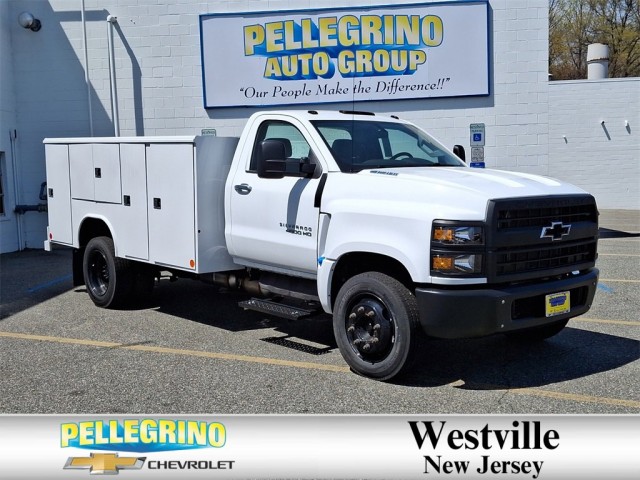 New 2024 Chevrolet Silverado 4500 HD Work Truck Regular Cab in ...