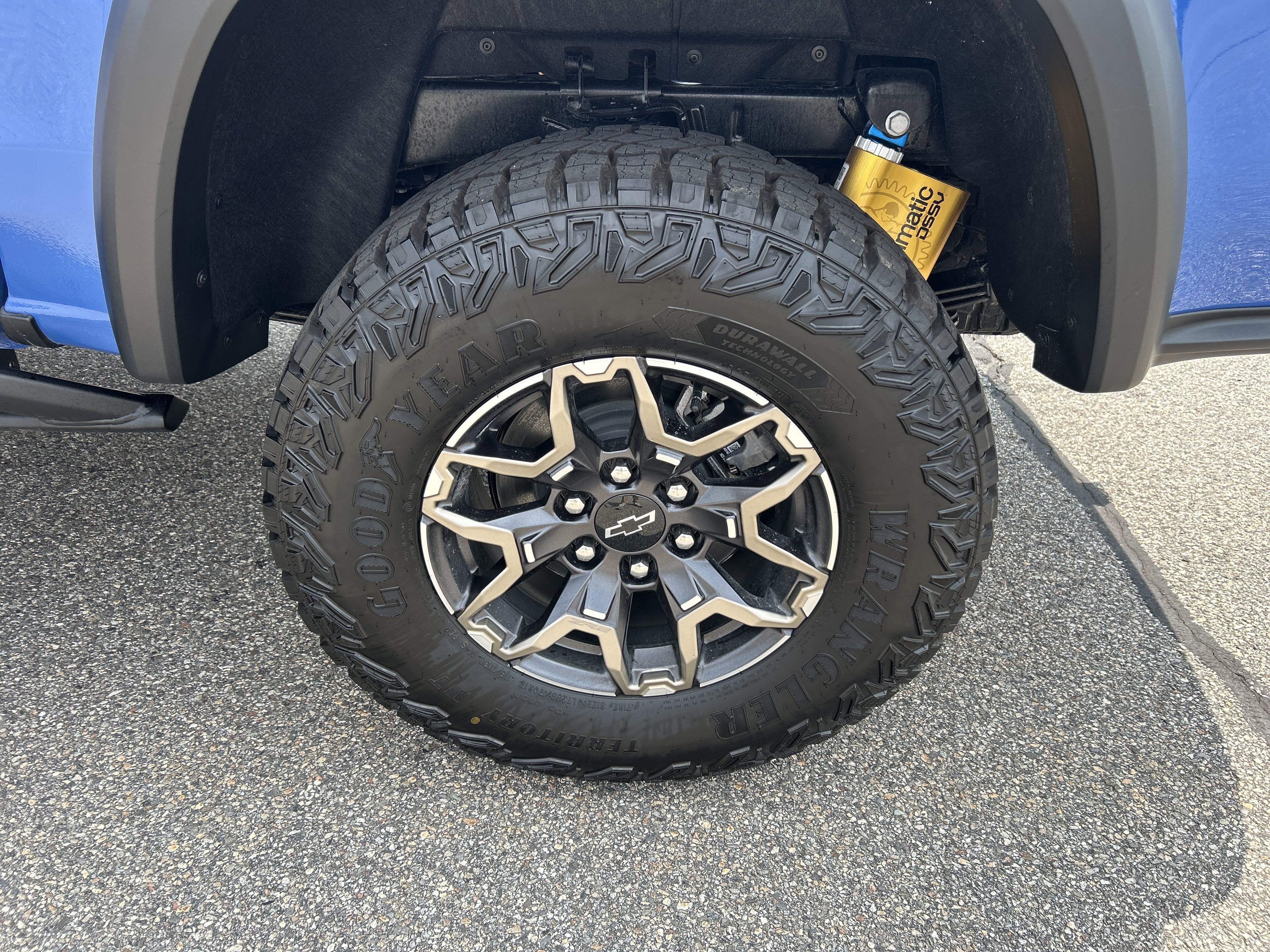 New 2025 Chevrolet Colorado ZR2 Crew Cab in Portland #C225658 | Quirk ...