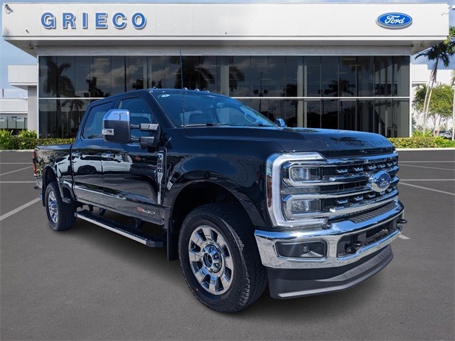 New 2025 Ford Super Duty F-350® Lariat® Crew Cab in Delray Beach # ...