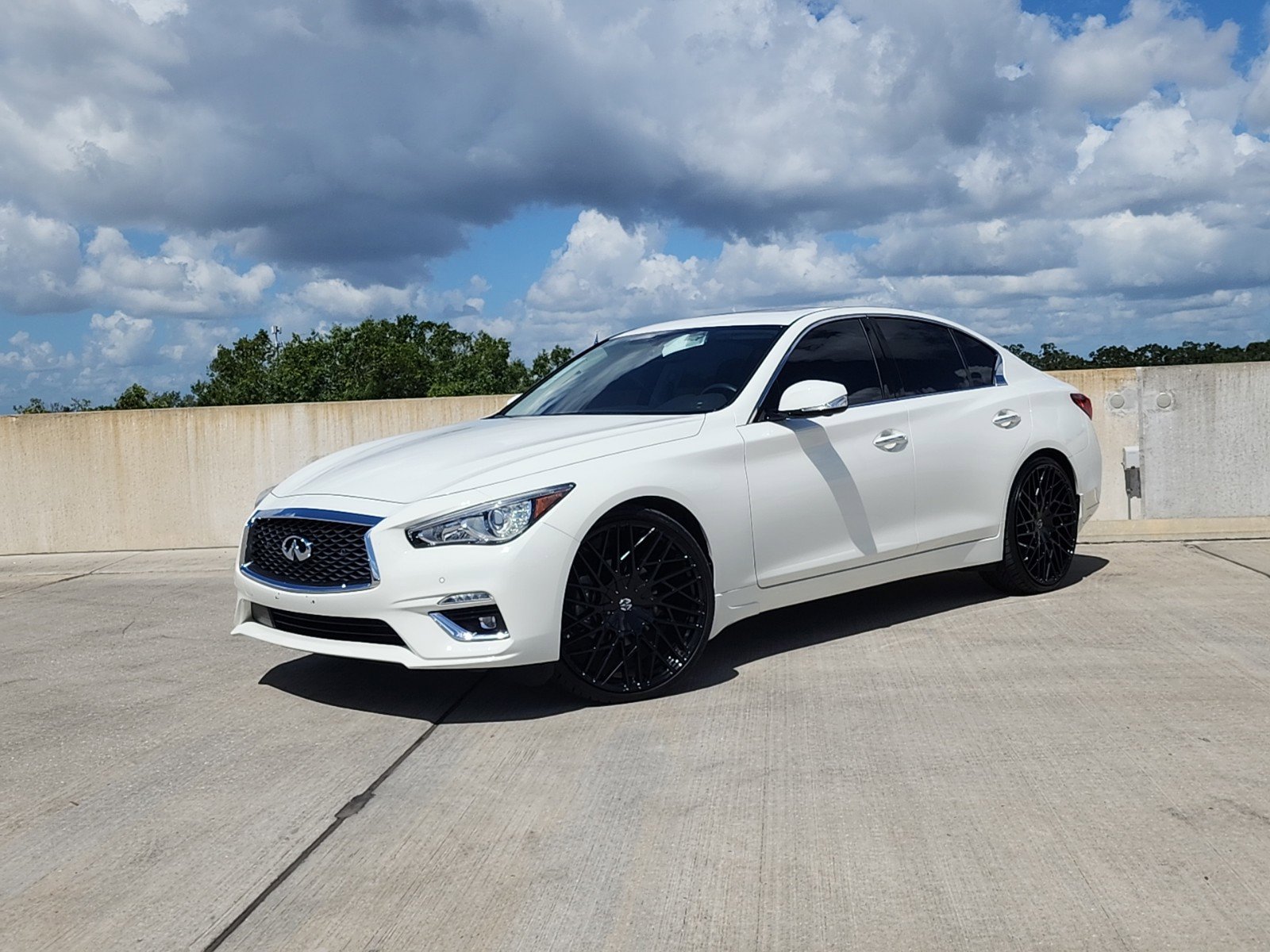 Infiniti Q50 2022 White