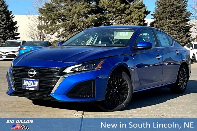 New 2025 Nissan Altima SV 4 Door Sedan in #4N25749 | Sid Dillon