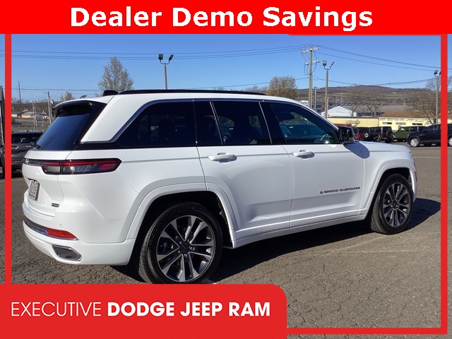 New 2025 Jeep Grand Cherokee Overland Utility in Wallingford #25151 | Executive Dodge Jeep RAM