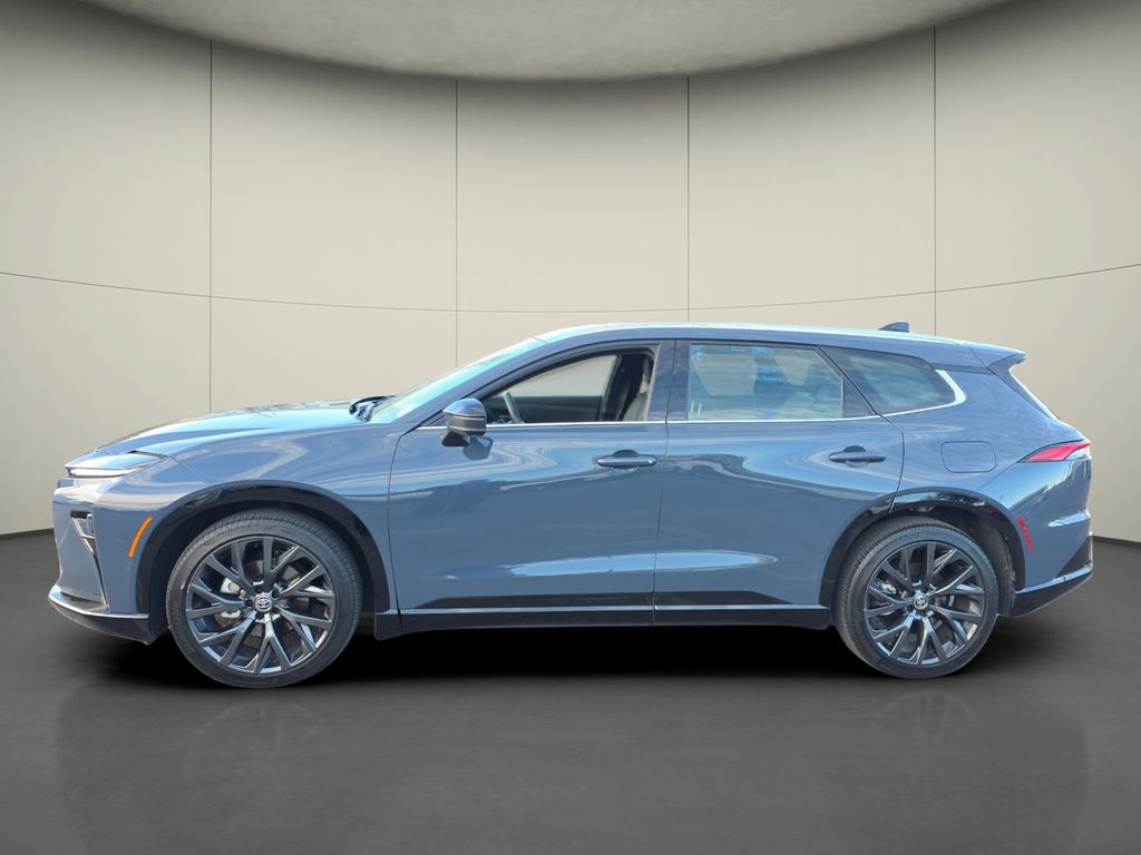 Pre-Owned 2025 Toyota Crown Signia 4D Sport Utility in Mesa #P263266A ...