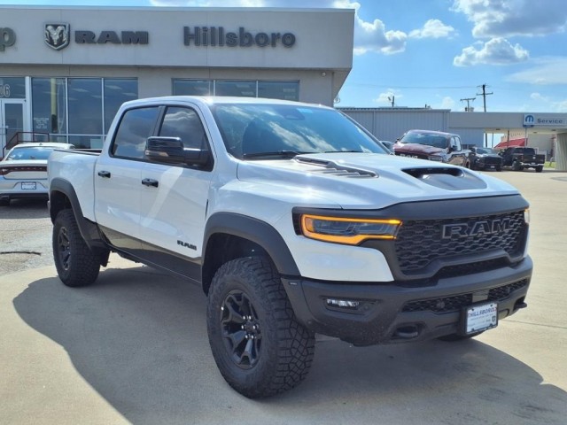 New 2026 RAM 1500 RHO Crew Cab in Hillsboro #R1700 | Hillsboro Chrysler ...