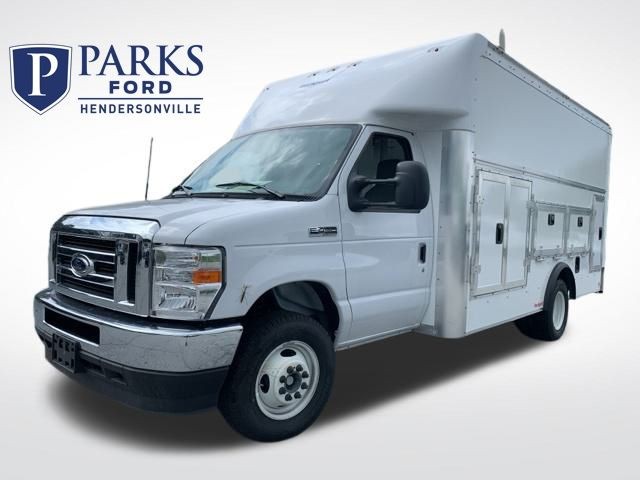 New 2025 Ford Econoline Cutaway E-450 DRW E-450 in Hendersonville ...