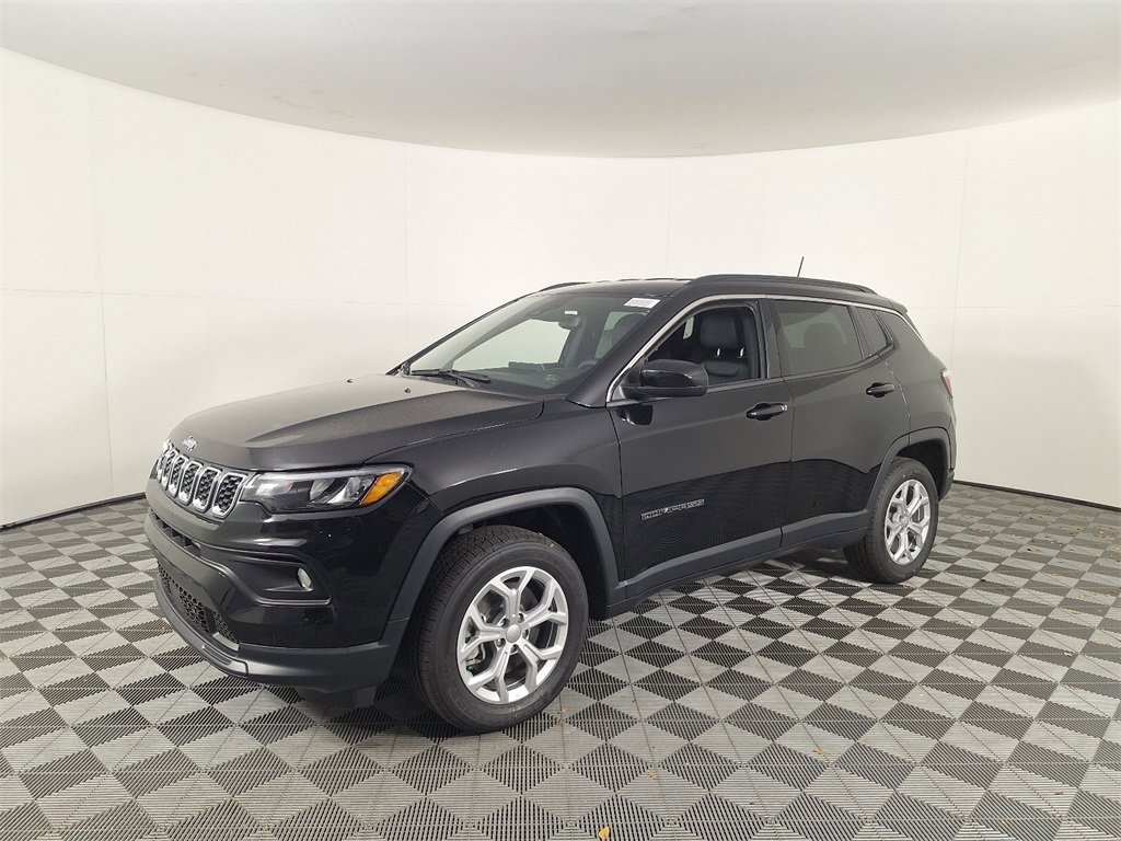New 2025 Jeep Compass Latitude Utility in Fort Pierce #T586894 | Arrigo CDJR FIAT of Ft. Pierce