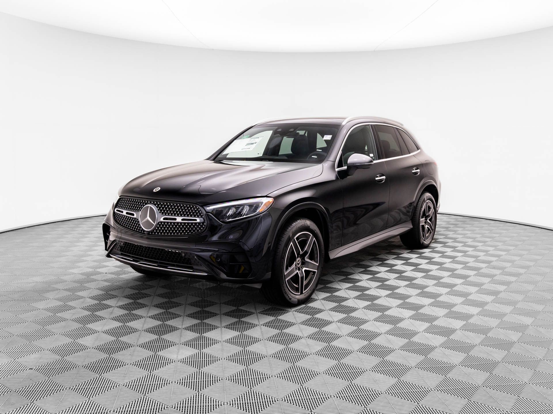 New 2025 Mercedes Benz GLC GLC 350e SUV in Barrington 456803 Mercedes Benz of Barrington