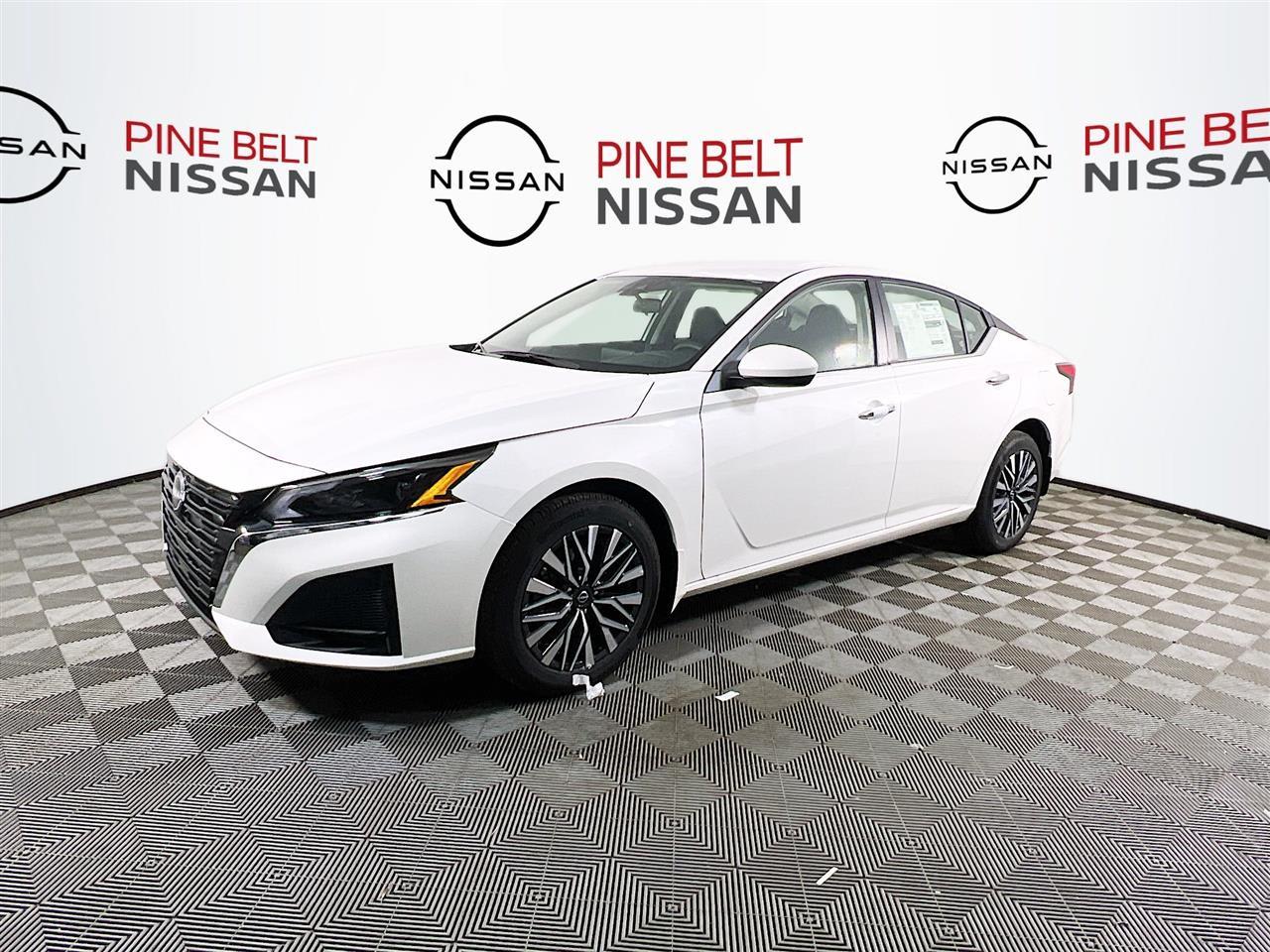 White Nissan Altima Back