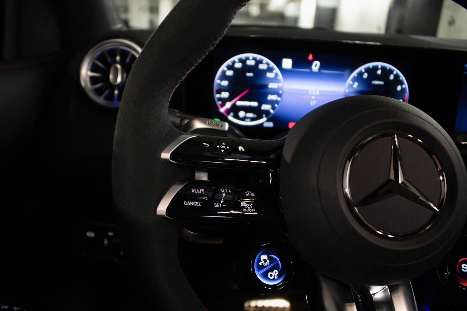 New 2025 Mercedes-Benz GLA AMG GLA 35 Sport Utility in Edmonton ...