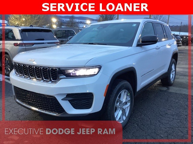 New 2025 Jeep Grand Cherokee Laredo Utility in Wallingford #25087 | Executive Dodge Jeep RAM