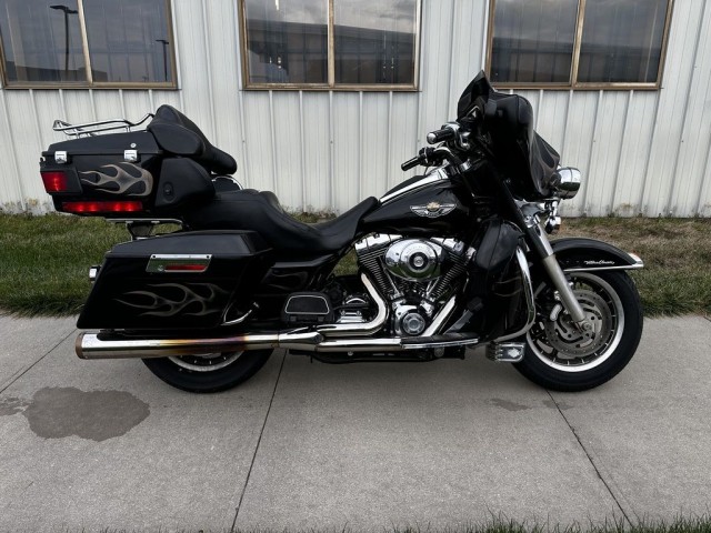 Pre-Owned 2003 Harley-Davidson® FLHTCUI – Electra Glide® Ultra Classic® Injection in #PH3575B ...