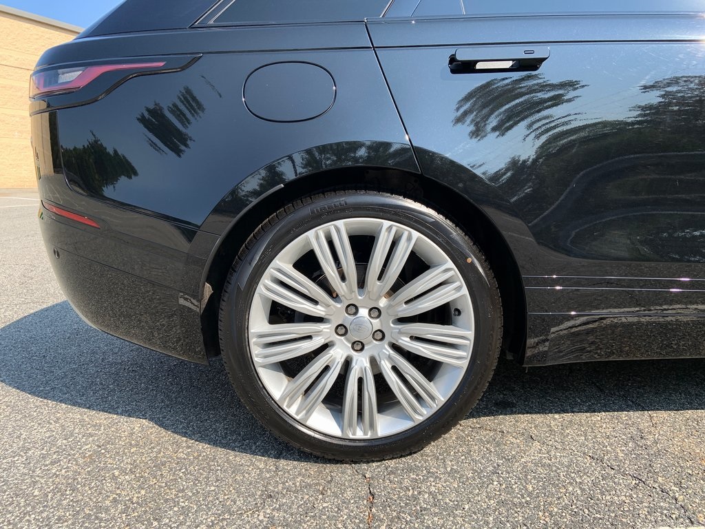 Pre-Owned 2023 Land Rover Range Rover Velar R-Dynamic S MHEV 4D Sport ...