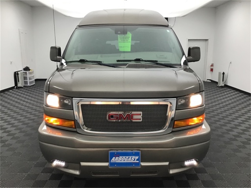 Pre-Owned 2019 GMC Conversion Van Explorer Limited SE RWD #UP35451 ...