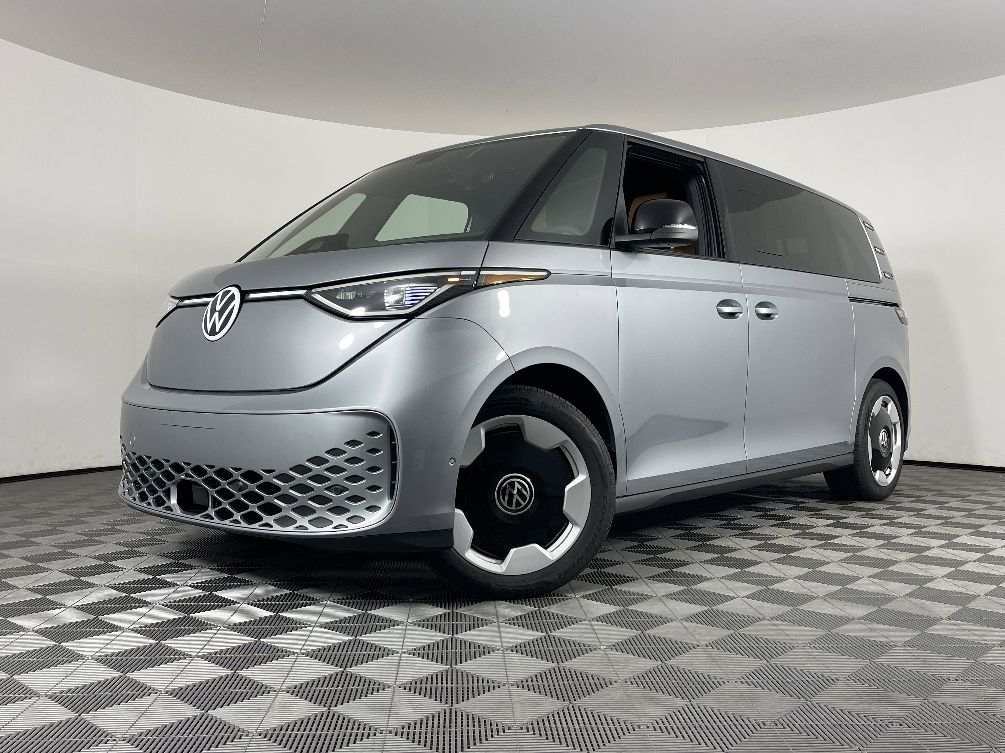 New 2025 Volkswagen ID. Buzz Pro S Mini-van, Passenger in Fairfield ...