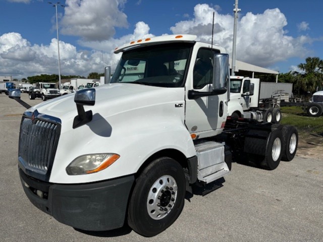 Pre-Owned 2018 INTERNATIONAL LT625 6×4 Tandem Axle Day Cab Tractor for ...