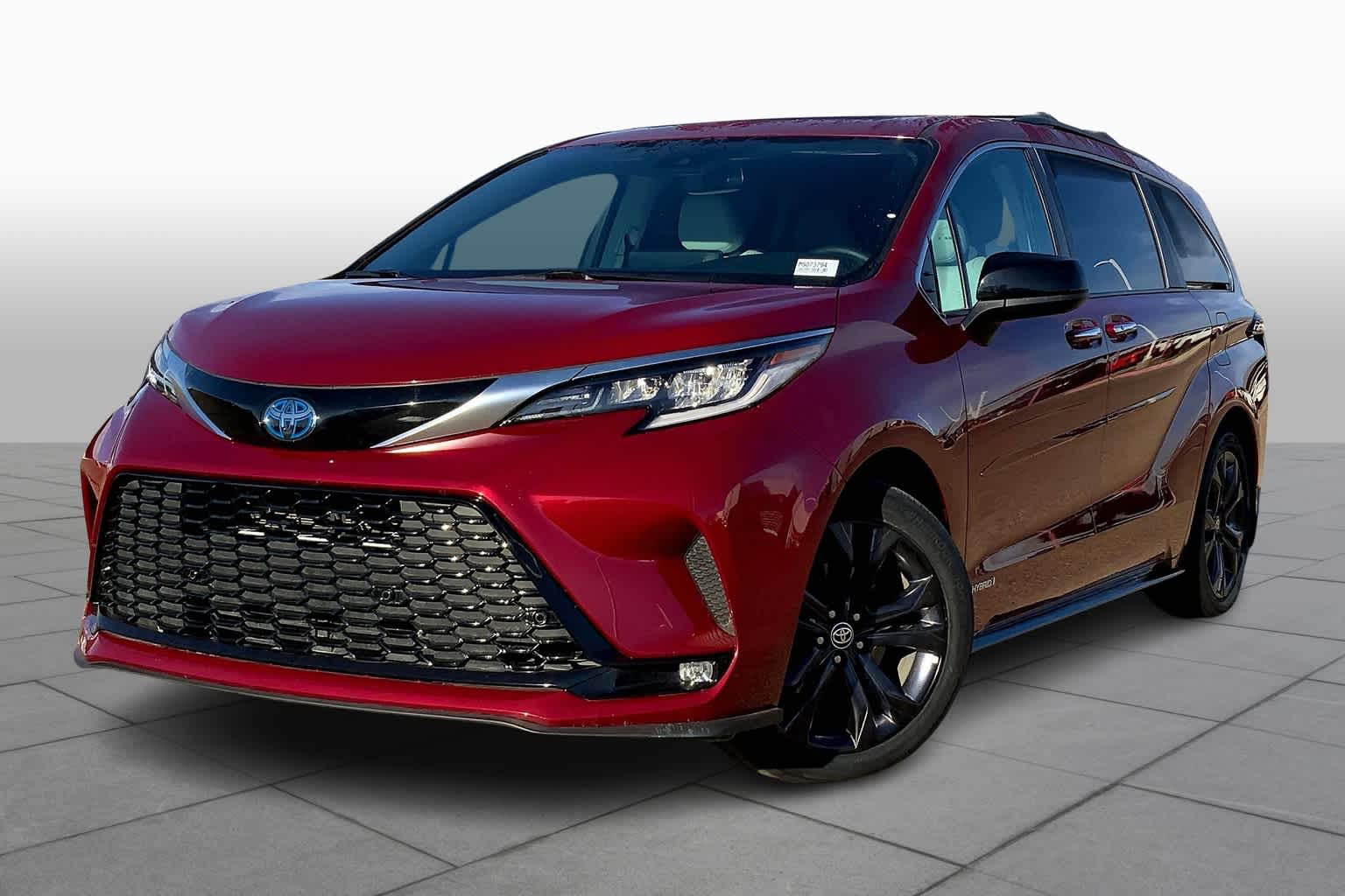 Pre-Owned 2021 Toyota Sienna XSE Mini-van, Passenger in Lubbock # ...