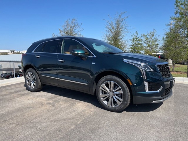 New 2025 Cadillac XT5 Premium Luxury SUV in Austin #SZ135269 | Covert Cadillac Bee Cave