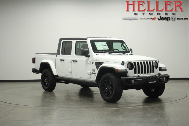 New 2023 Jeep Gladiator Freedom Crew Cab in Pontiac #J23059 | Heller ...