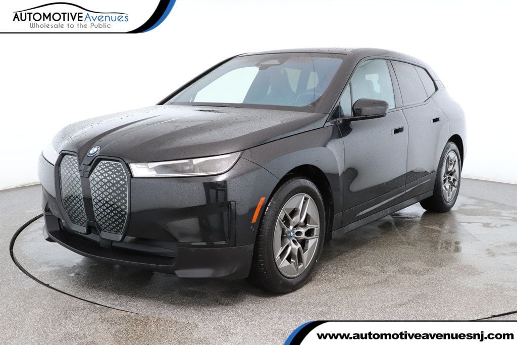 Used 2022 BMW iX xDrive50 SAV with Convenience & Dynamic Handling ...