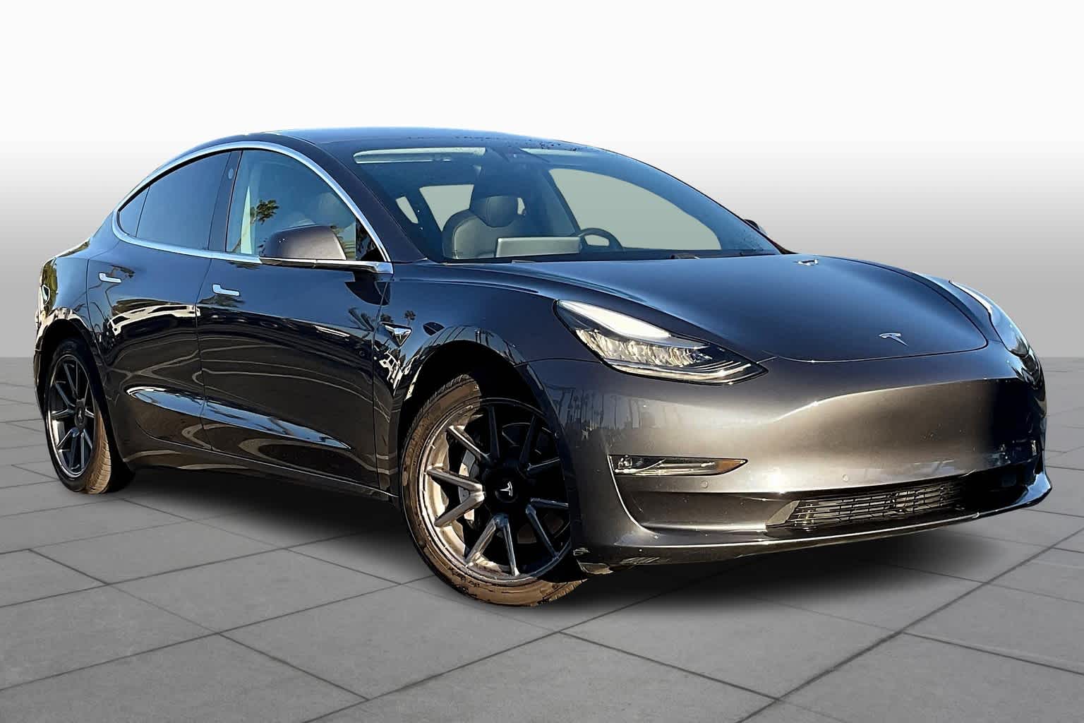 Pre Owned 2018 Tesla Model 3 Mid Range Battery 4dr Car in Newport Beach JF158334 Newport Lexus