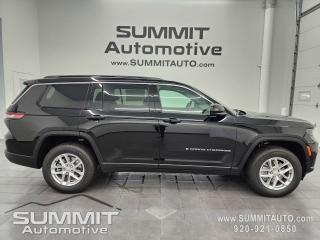 New 2025 Jeep Grand Cherokee L Laredo Utility in Fond du Lac #25J5 | Summit Automotive Chrysler ...