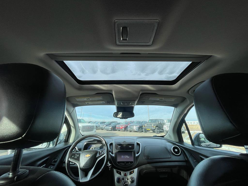 Pre-Owned 2016 Chevrolet Trax LT | AWD | BACKUP CAMERA| SUNROOF ...