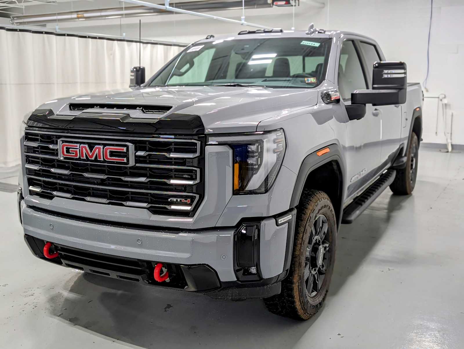New 2025 GMC Sierra 2500HD AT4 4WD Crew Cab 159 in Thunderstorm Gray ...