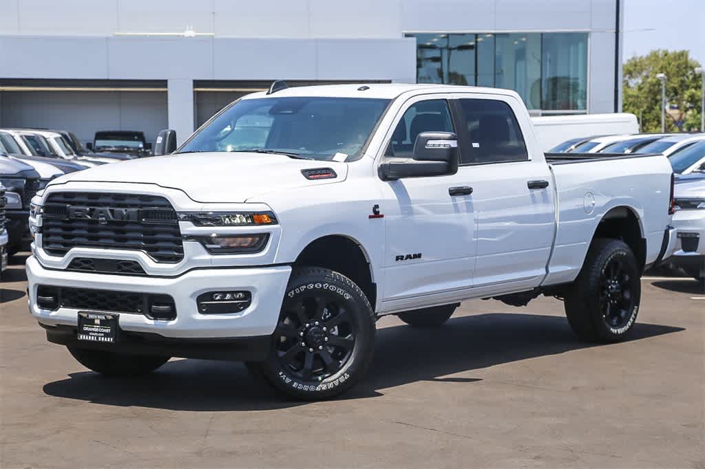 New 2025 RAM 2500 Big Horn Crew Cab in Costa Mesa #SG561598 | Orange Coast Chrysler Jeep® Dodge Ram