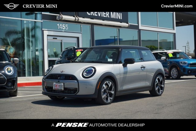 New 2025 MINI Hardtop 2 Door Iconic Coupe in Santa Ana #M250468 ...