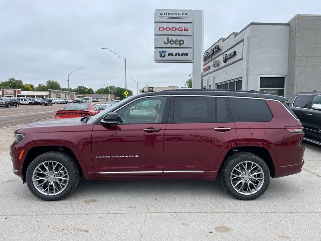 New 2025 Jeep Grand Cherokee L Summit Utility in O'Neill #687033 | Wm Krotter Co. Chrysler Dodge ...