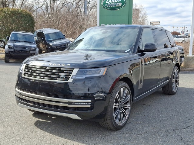New 2025 Land Rover Range Rover P400 SE 7 Seat SUV in Wilmington ...