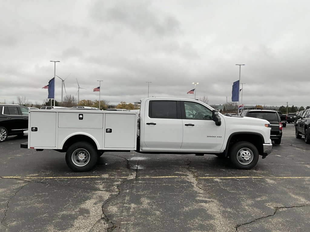New 2024 Chevrolet Silverado 3500 HD Chassis Cab Work Truck Crew Cab in ...