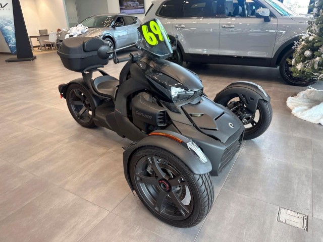 Pre-Owned 2022 CAM-AM in Pinellas Park #834884A | Crown Eurocars