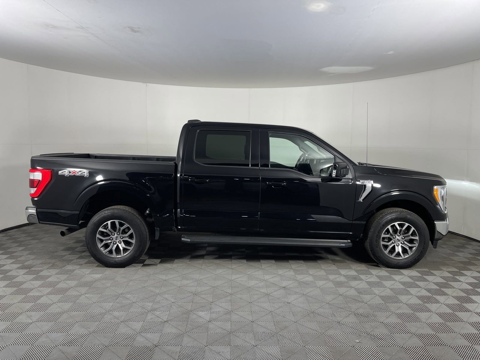 Pre-Owned 2021 Ford F-150 LARIAT 4 Door Crew Cab Truck in Bellefonte # ...