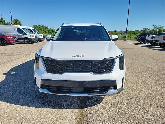 Pre-Owned 2024 Kia Sorento S 4D Sport Utility in Hutchinson #NP9846A ...