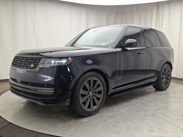 Pre-Owned 2025 Land Rover Range Rover Plug-In Hybrid SE 4D Sport ...