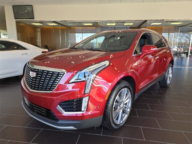 New 2025 Cadillac XT5 Premium Luxury SUV in Norman #SZ141446 | Bob Moore Cadillac of Norman