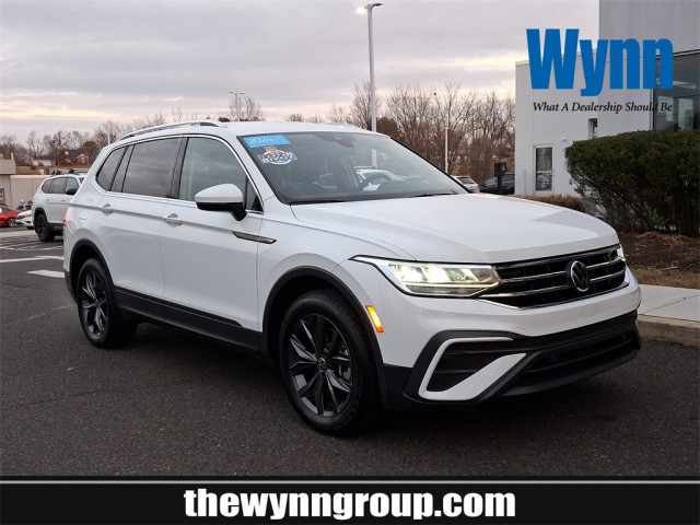 Certified Pre-Owned 2024 Volkswagen Tiguan 2.0T SE in Norristown #24033 | Wynn Volkswagen