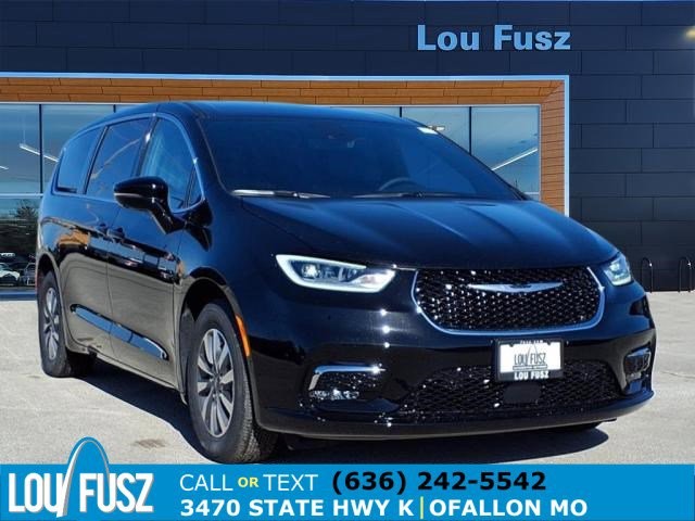New 2025 Chrysler Pacifica Hybrid Select Passenger Van in O'Fallon # ...