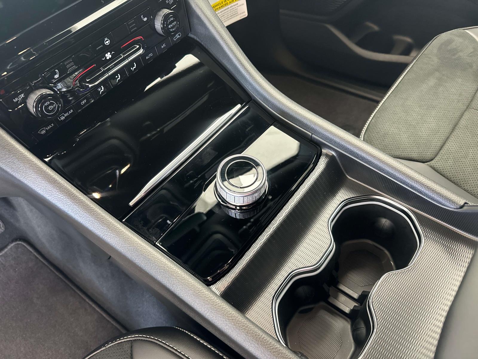 New 2025 Jeep Grand Cherokee Altitude Utility in Houma #T5J010 ...