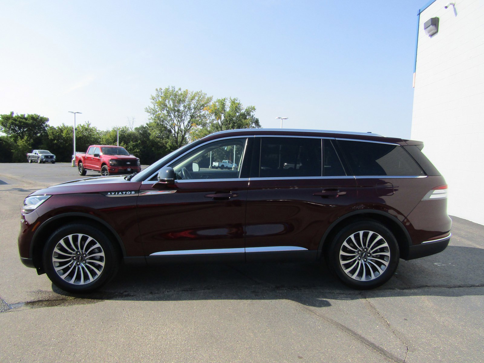 Pre-Owned 2021 Lincoln Aviator Reserve 4 Door SUV in Racine #7745 ...