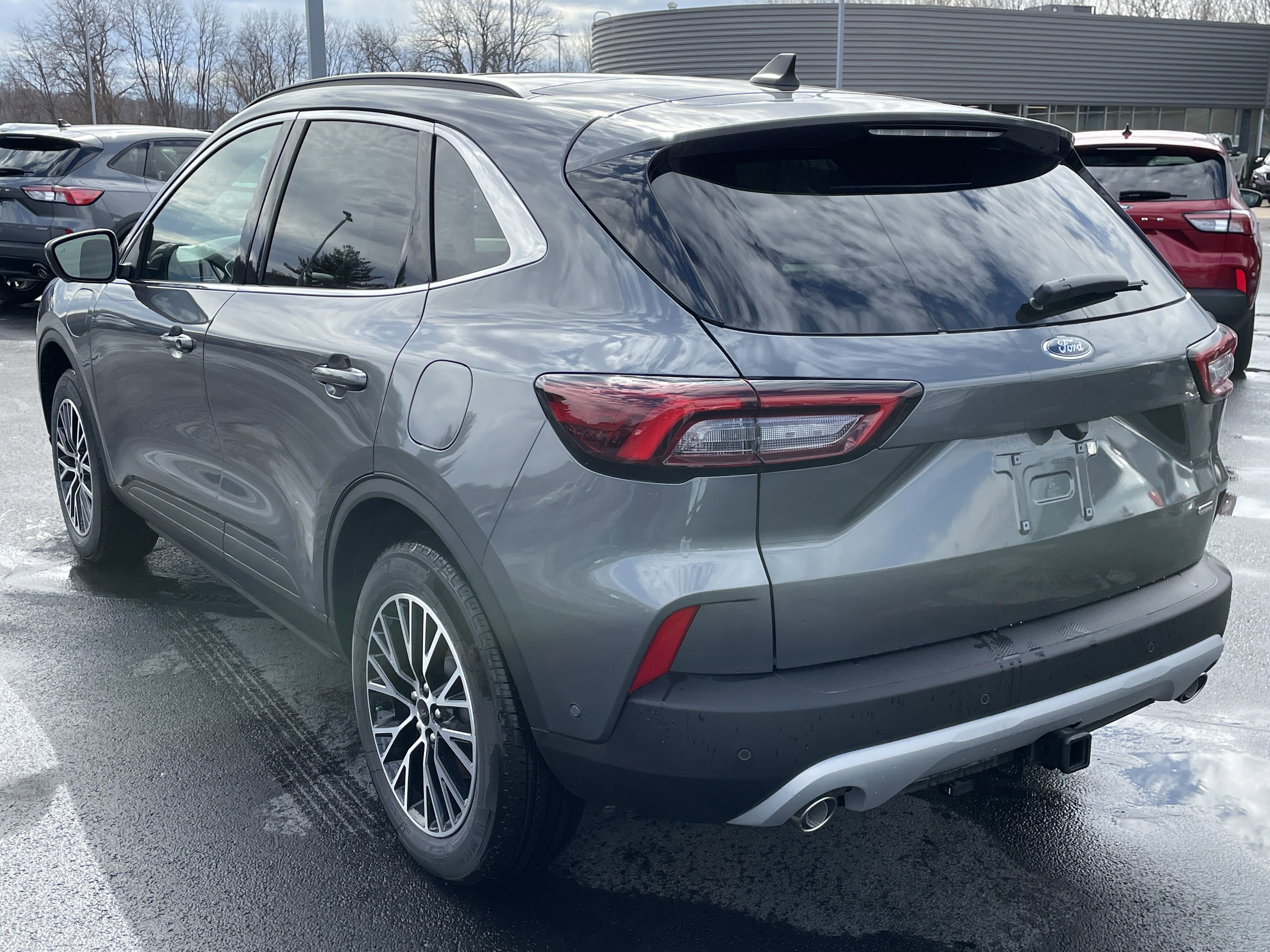 New 2024 Ford Escape Plug-in Hybrid Plug-in Hybrid in East Peoria ...