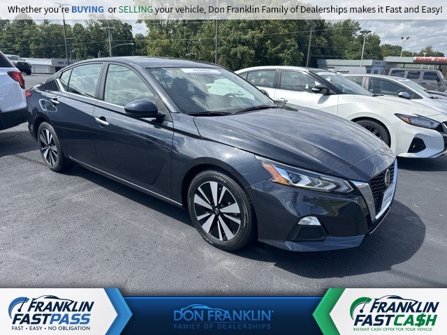 Nissan Altima 2022 Grey