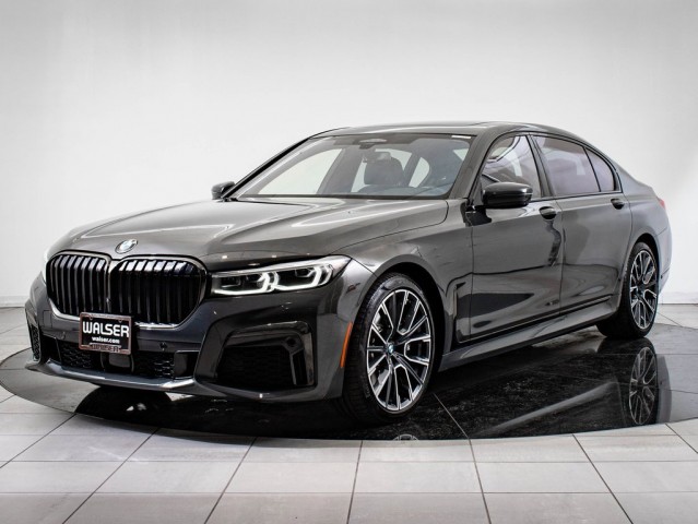 Pre-Owned 2022 BMW 7 Series M760i Sedan in Wichita #53B1036P | Walser ...