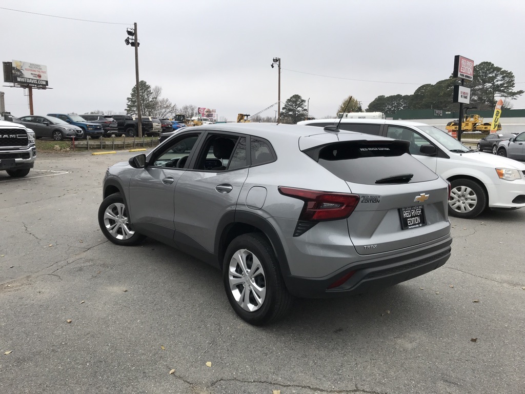 Pre-Owned 2025 Chevrolet Trax LS 4D Sport Utility for Sale #P062284 ...